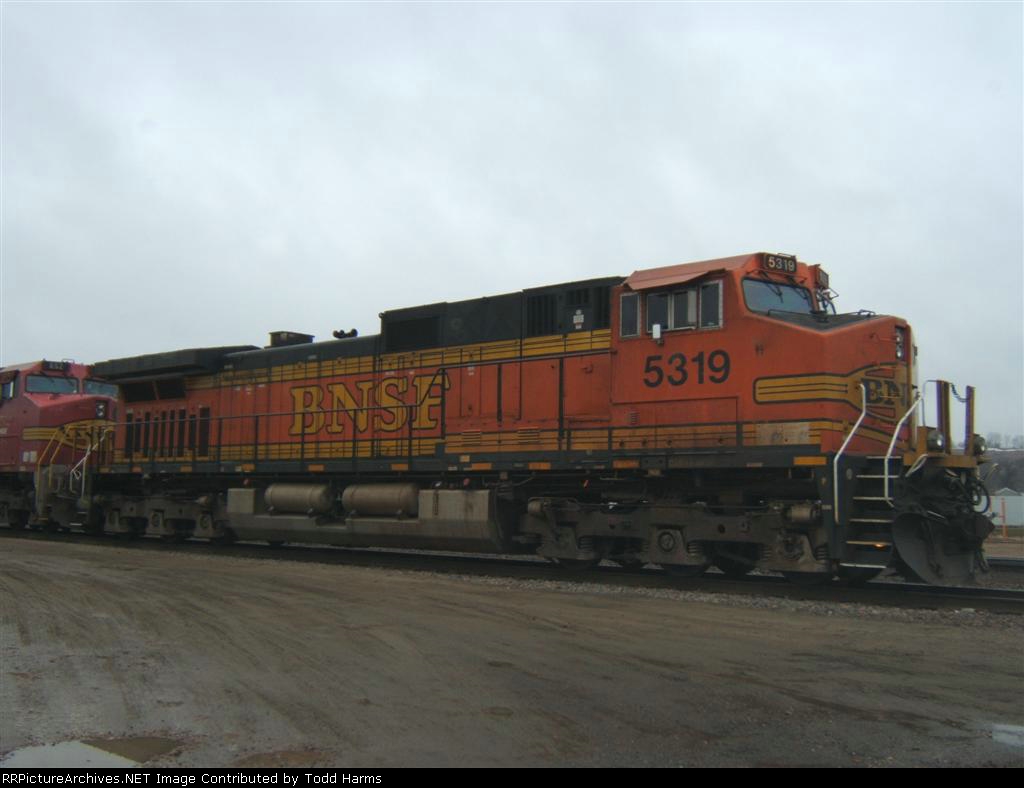 BNSF 5319